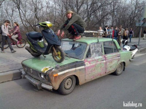 Car squat - Slav Squat